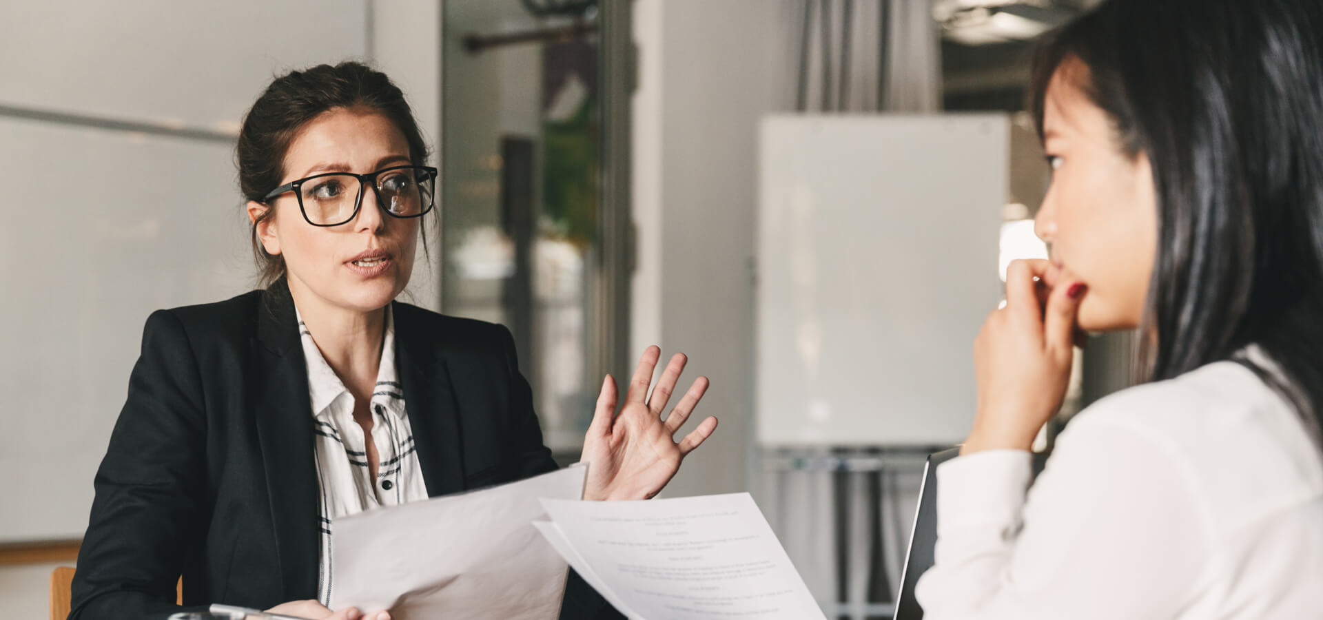 Ansættelse af medarbejder – [Guide: 6 Trin til succes med ansættelser]